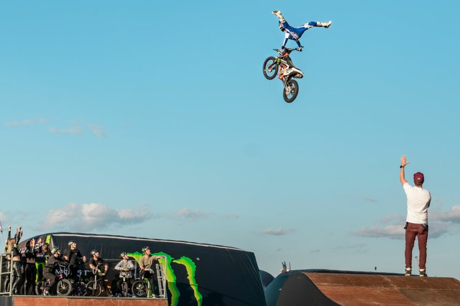 FMX Airbag Landing - BigAirBag®